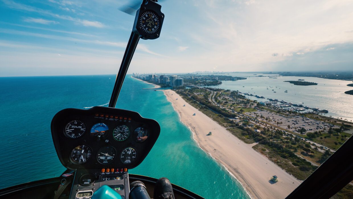 Helicopter Tour in Miami | Private Helicopter Ride in Miami Beach
